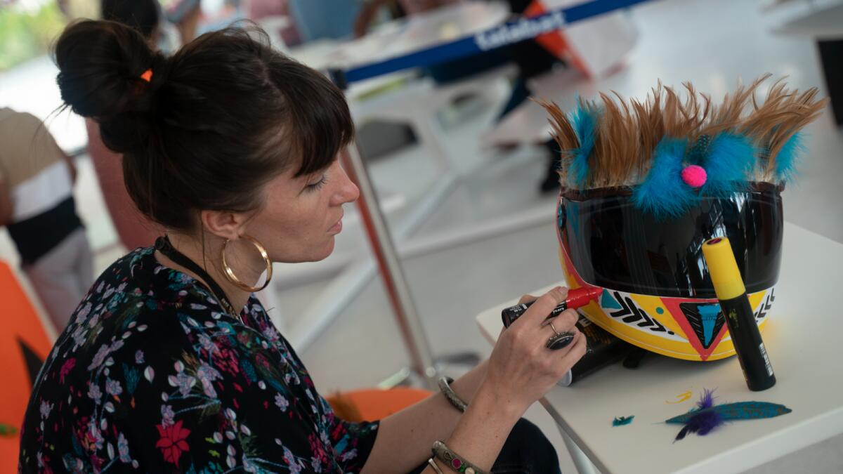 Talabat rider helmets adorned with art by UAE based artists - Magzoid ...