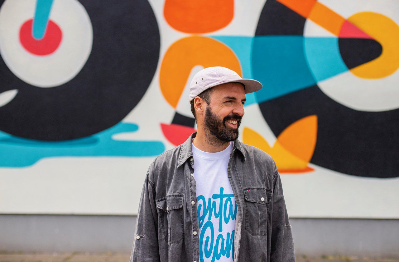 Rubén Sánchez: Painting the world with colorful murals - Magzoid Magazine