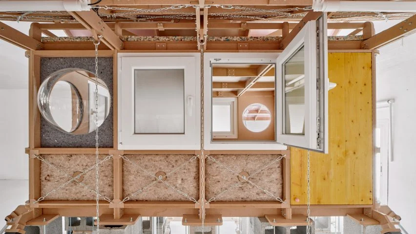 Takk Designs Mobile Bedroom for Daughter Using Recycled Materials ...